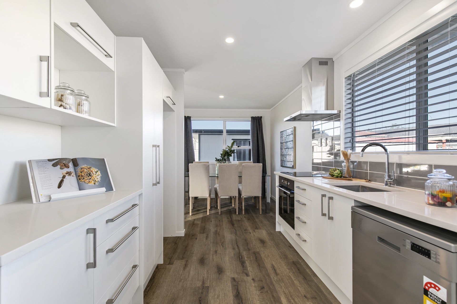 Your Stylish, Cosy Home Awaits | Arizto