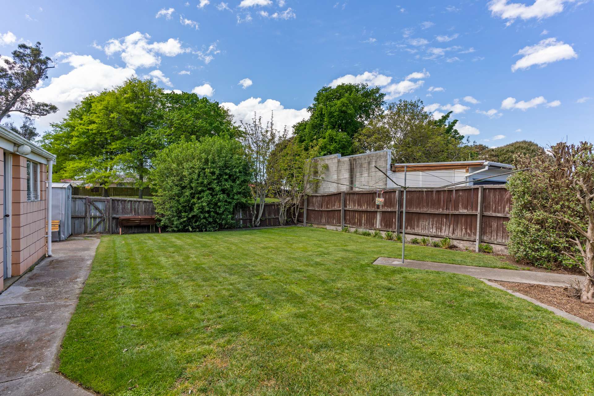 Spring into Springmead! | Arizto