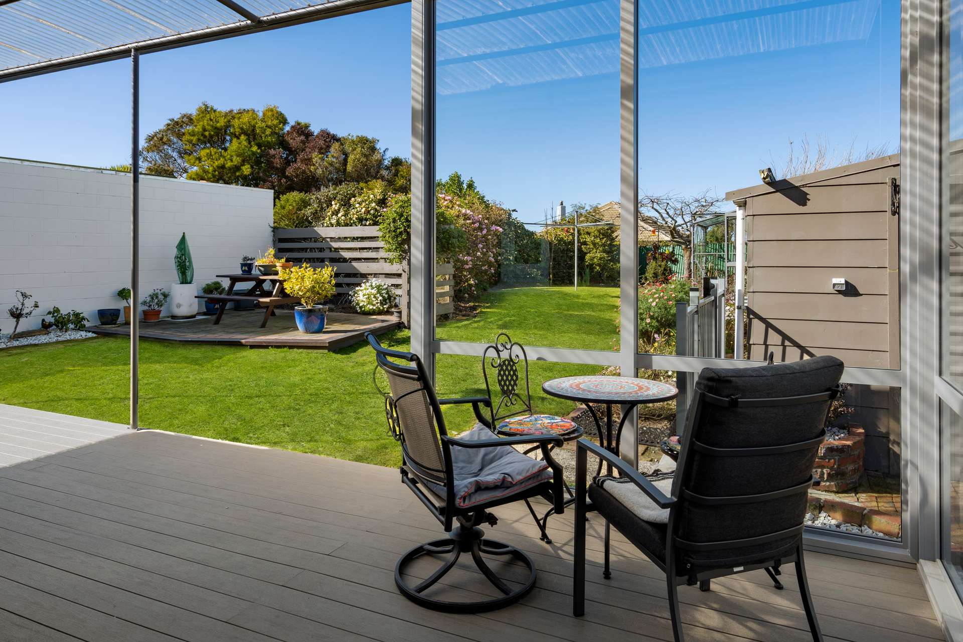 Superb home and location with sea views | Arizto