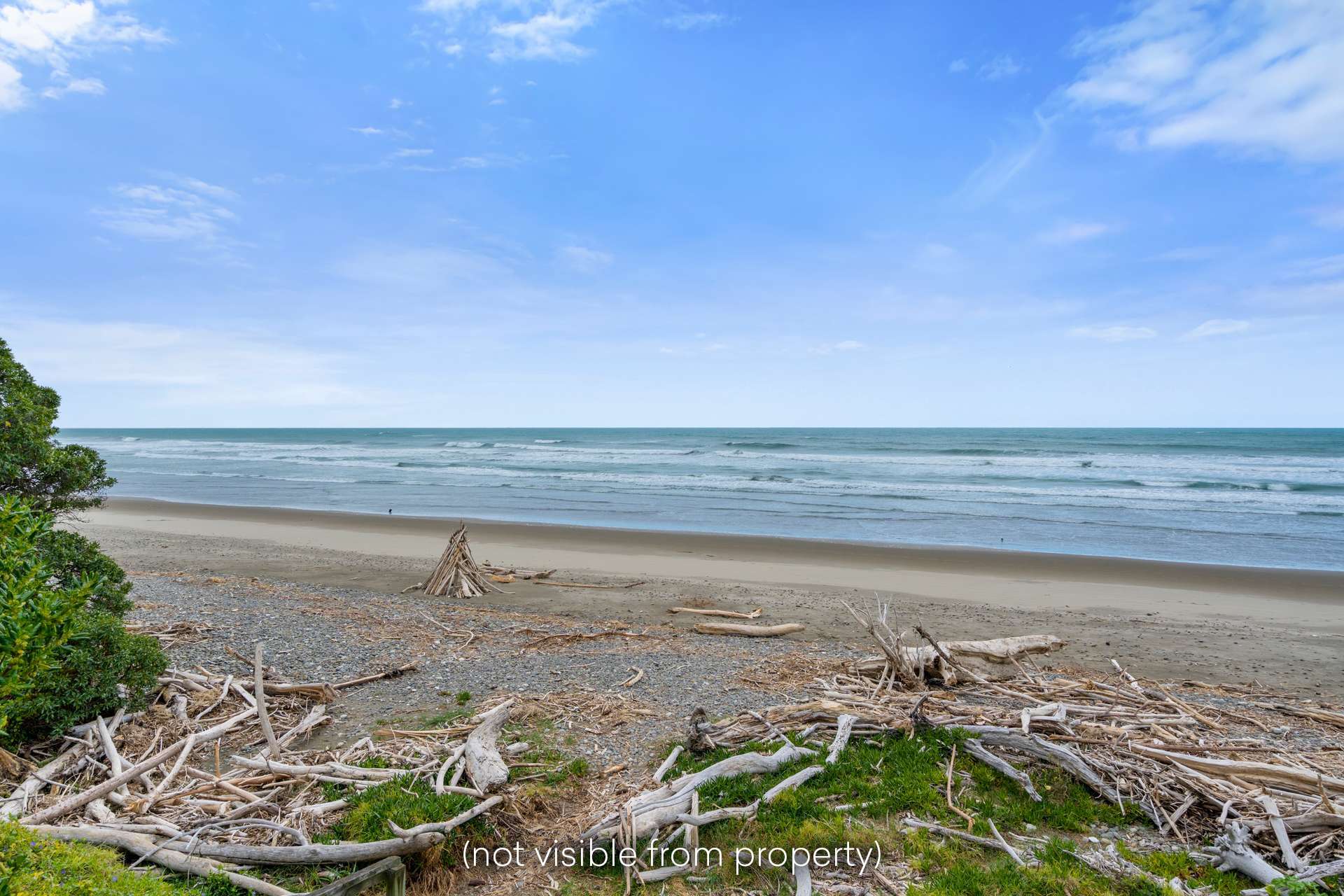 Discover a Natural Paradise in Manuka Bay! | Arizto