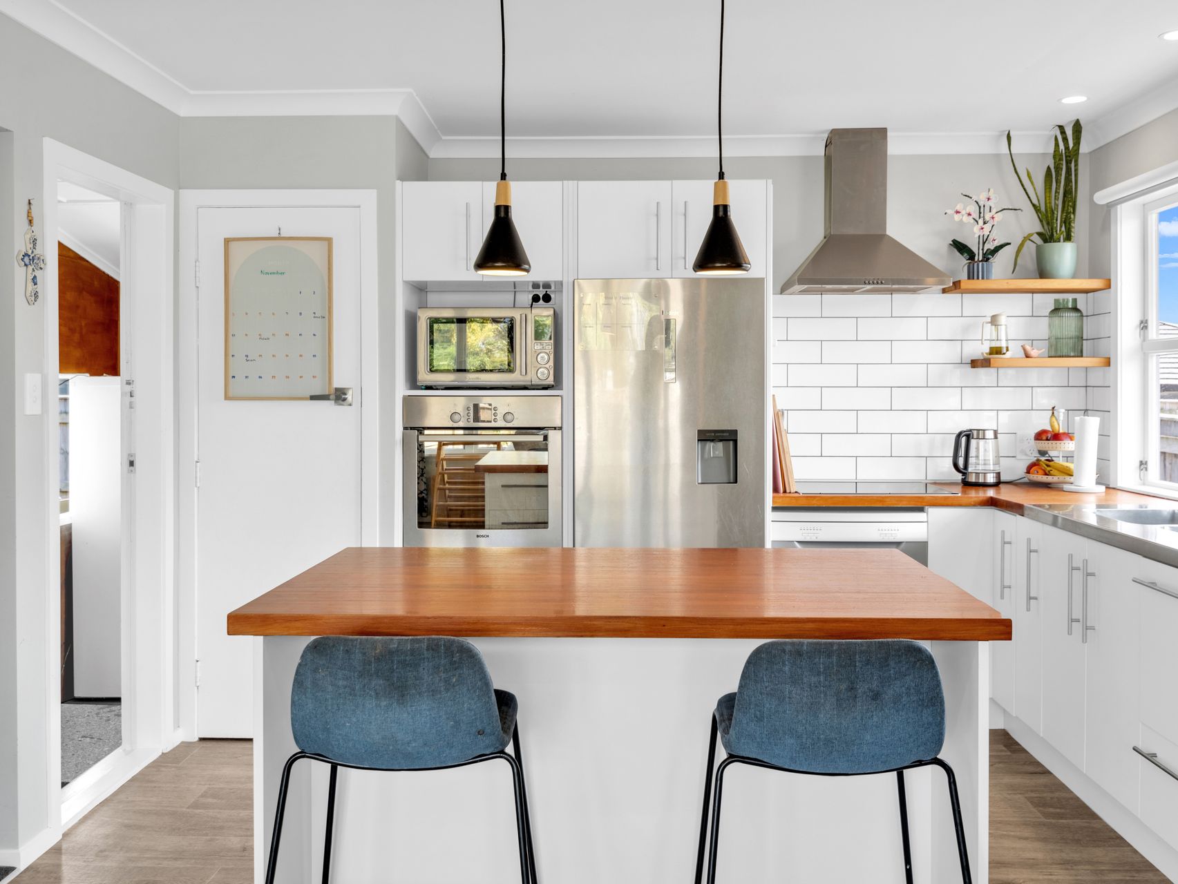 Good Vibes on Ferguson Street | Arizto