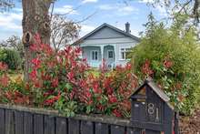Charming Character Home in Sought after Location | Arizto